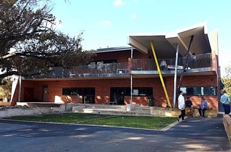 Integrating contemporary learning spaces into an existing heritage ...